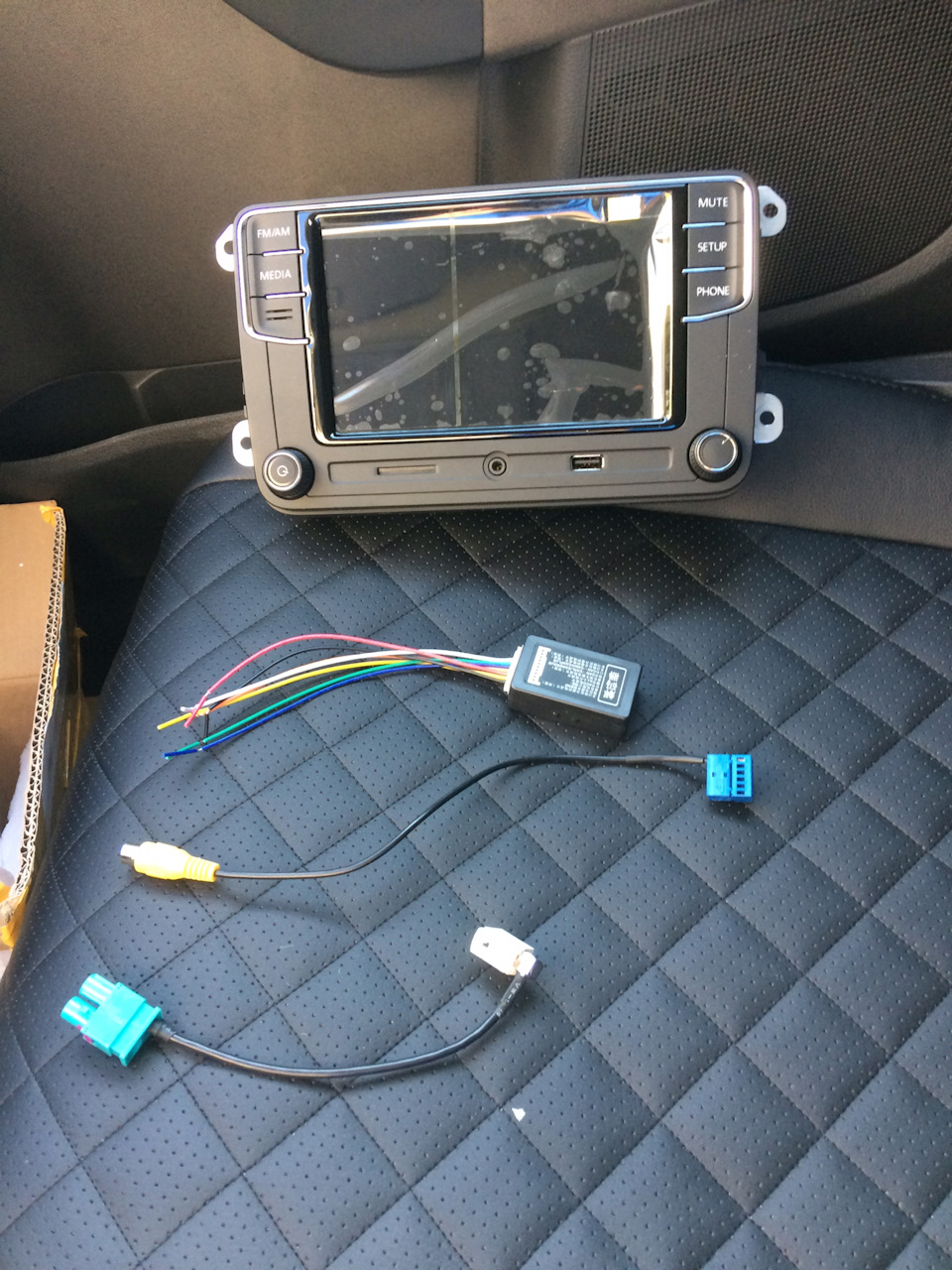 Rcd330+ — Volkswagen Golf Plus, 1,6 л, 2008 года | автозвук | DRIVE2