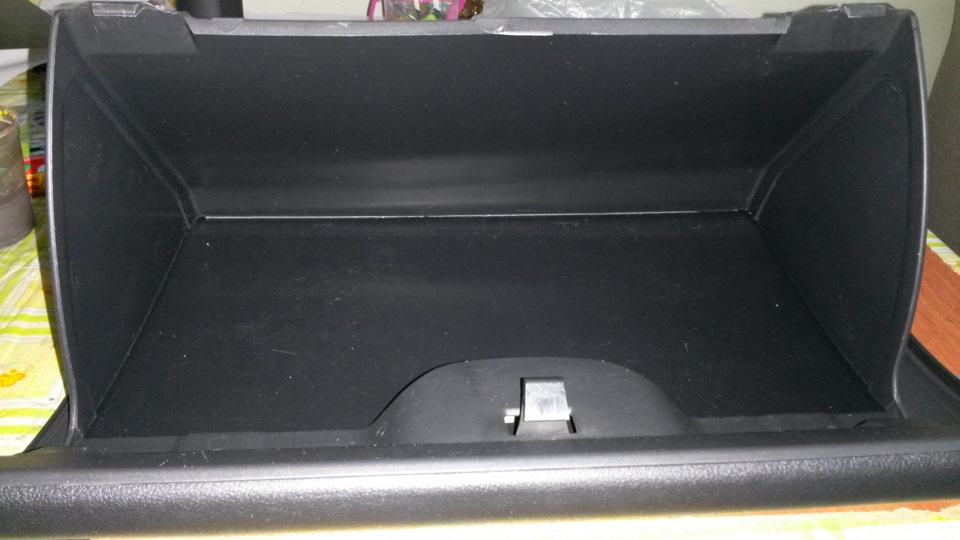 Оклейка и подсветка перчаточного ящика (много фото) — Lada Гранта (1G ...