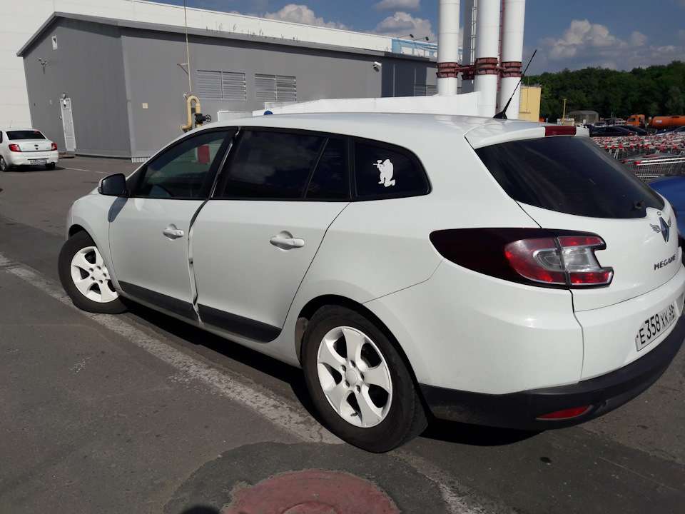 🏁Кеды для Булки🏁часть 3 — Renault Megane III, 1,5 л, 2009 года | шины ...