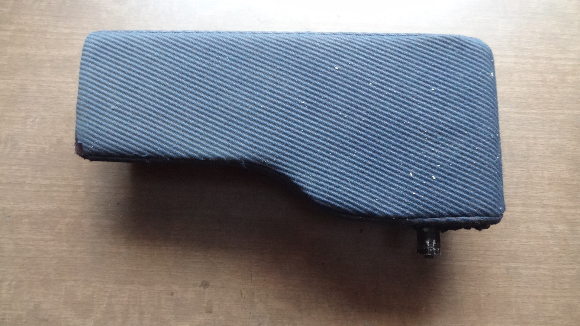 Потрошим подлокотник. — Audi 100 (C3), 2,3 л, 1989 года | своими руками ...