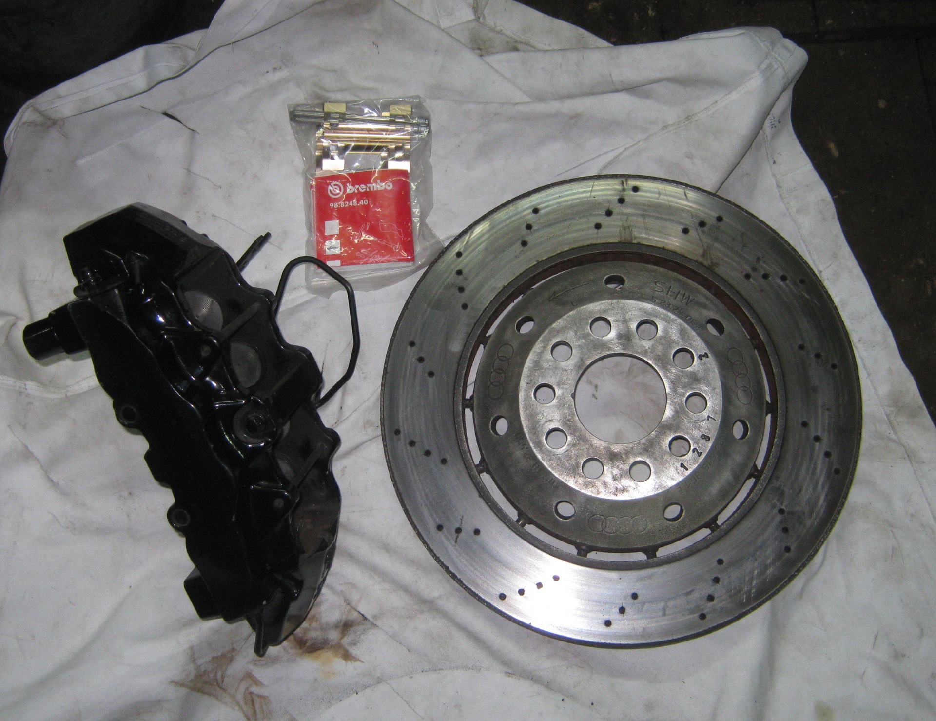 Тормоза которые долго хотел купить — Audi 200 (C3), 2,2 л, 1989 года ...