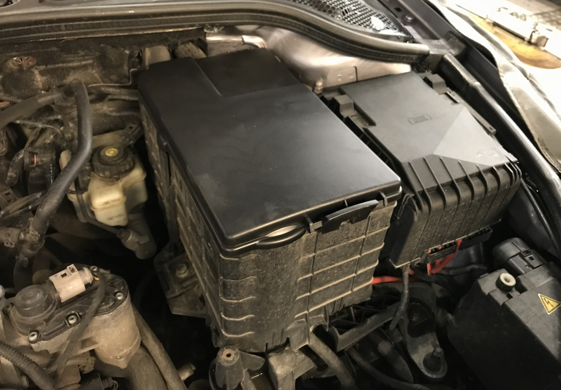 Замена поликлинового ремня и комплектующих — Audi A3 Sportback (8PA), 1 ...