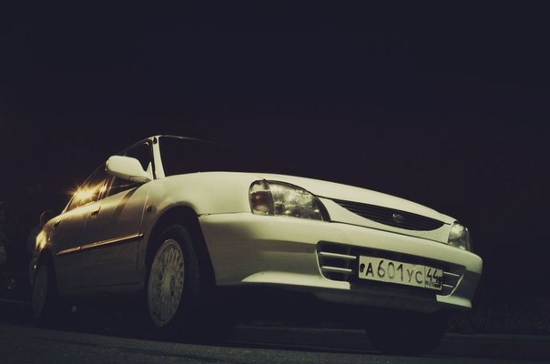 Фотки ))) — Daihatsu Charade (G200/G210), 1,5 л, 1998 года | фотография ...
