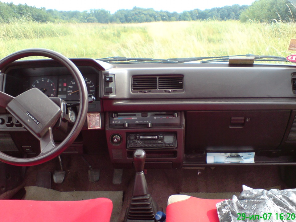Салон. Фото — Toyota Carina II (T150), 1,6 л, 1986 года | просто так ...