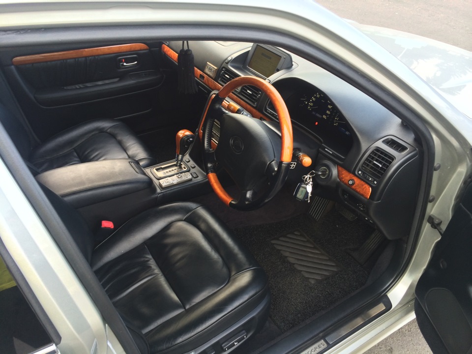 Парочка "ништячков" — Toyota Progres, 3 л, 1999 года | просто так | DRIVE2