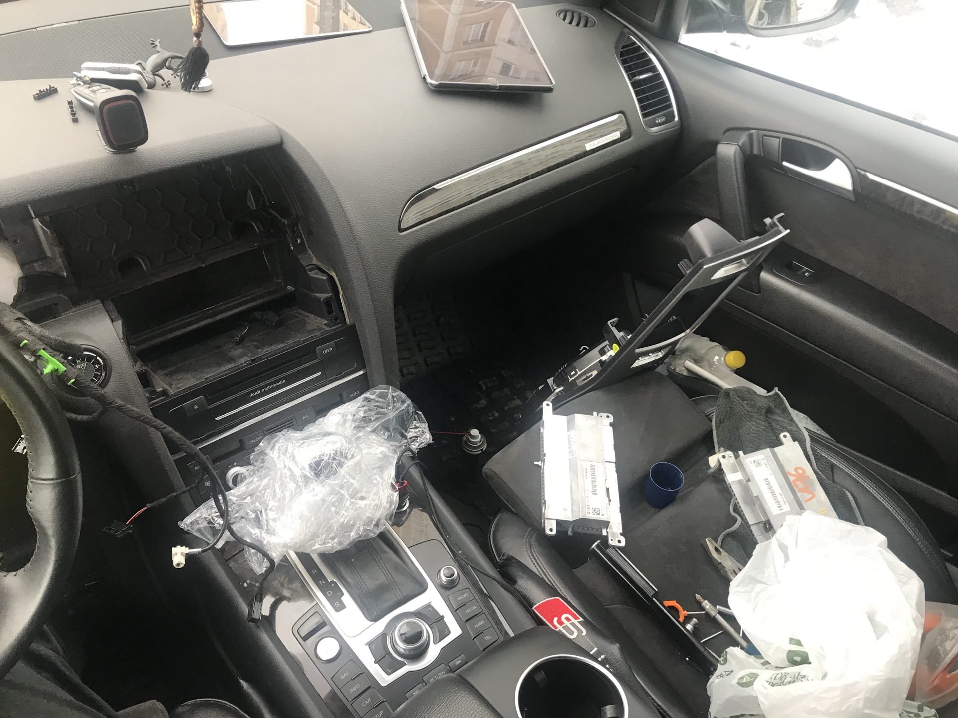 Апгрейд MMI 3G Low до 3G Plus — Audi Q7 (1G), 4,2 л, 2011 года ...
