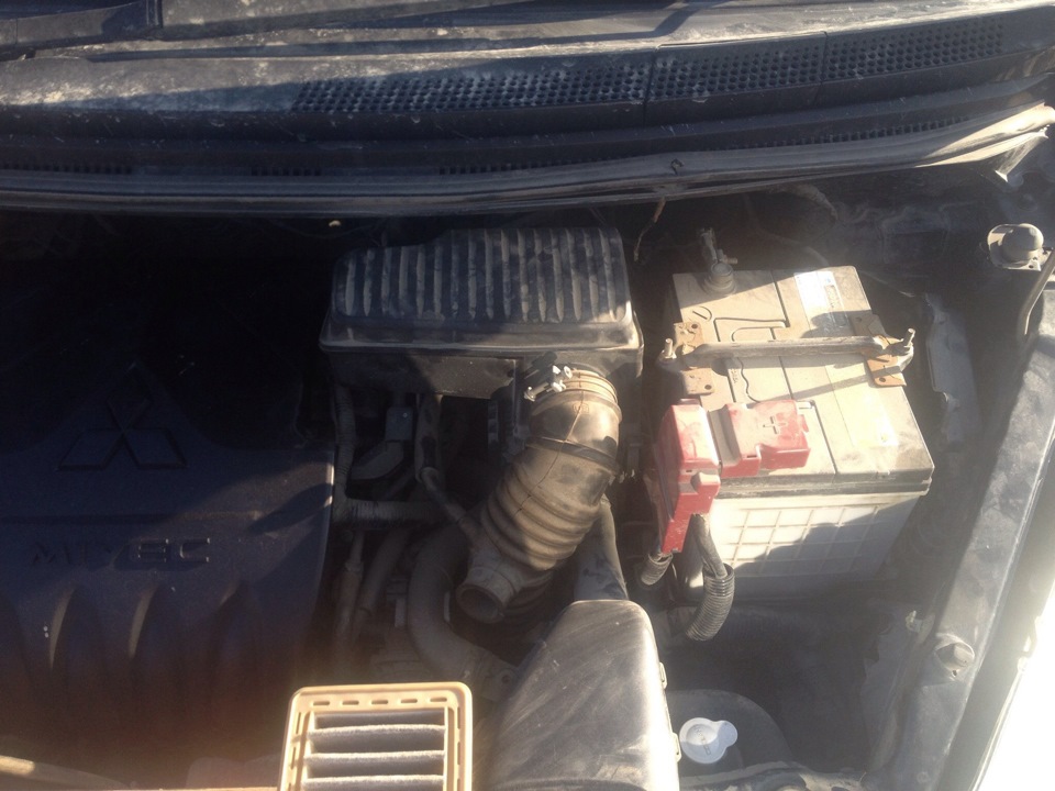 Поменяли воздушный фильтр — Mitsubishi Colt VI, 1,3 л, 2006 года ...