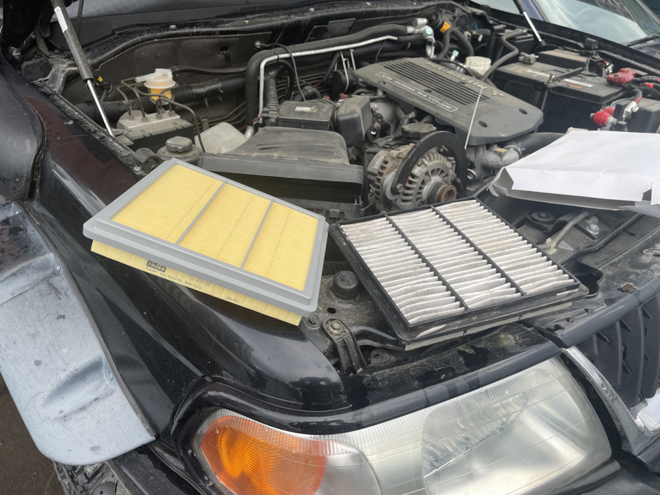 Замена воздушного и салонного фильтров. — Mitsubishi Pajero Sport (1G ...