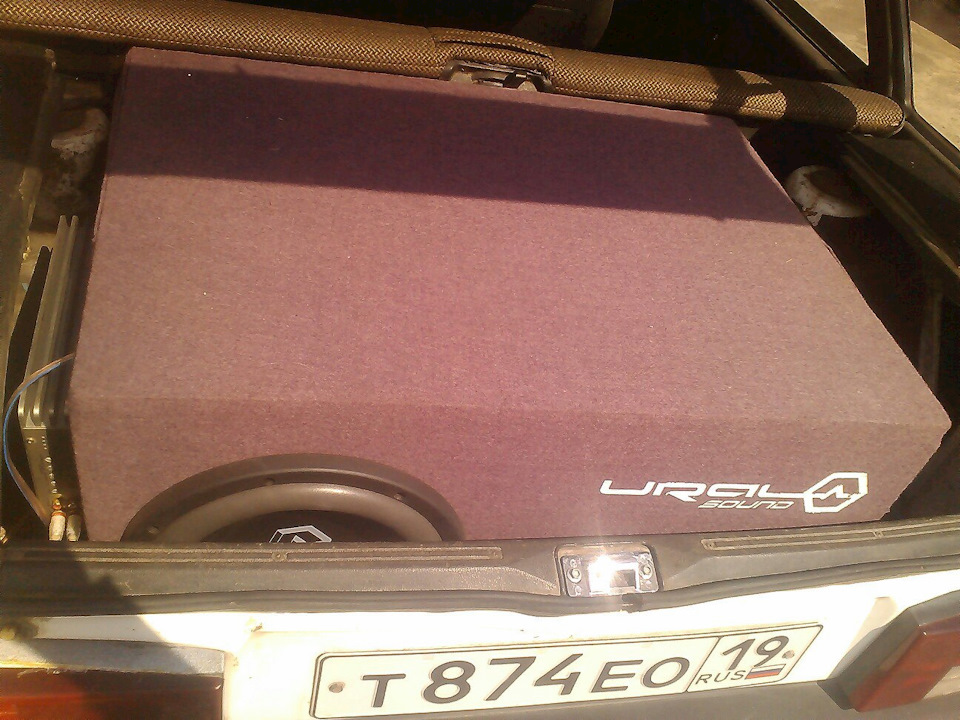 #21Ural 12.3 + kicx qs 1.350 — Lada 21093i, 1,5 л, 1998 года | автозвук | DRIVE2