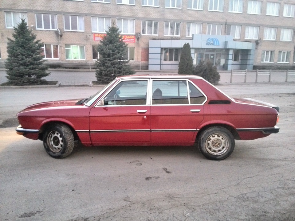 Потепление — BMW 5 series (E12), 2 л, 1978 года | фотография | DRIVE2