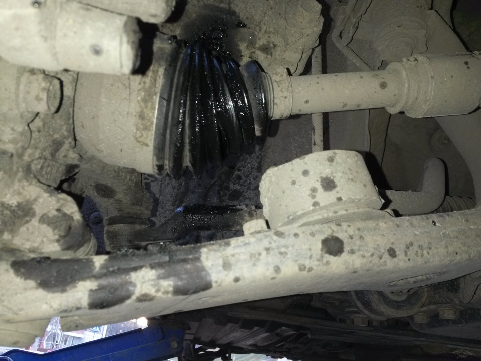 Пыльник — Mazda 3 (1G) BK, 2 л, 2006 года | поломка | DRIVE2