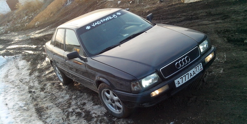 Чтоб Vagоводы из далека видели — Audi 80 B4 2 л 1992 года