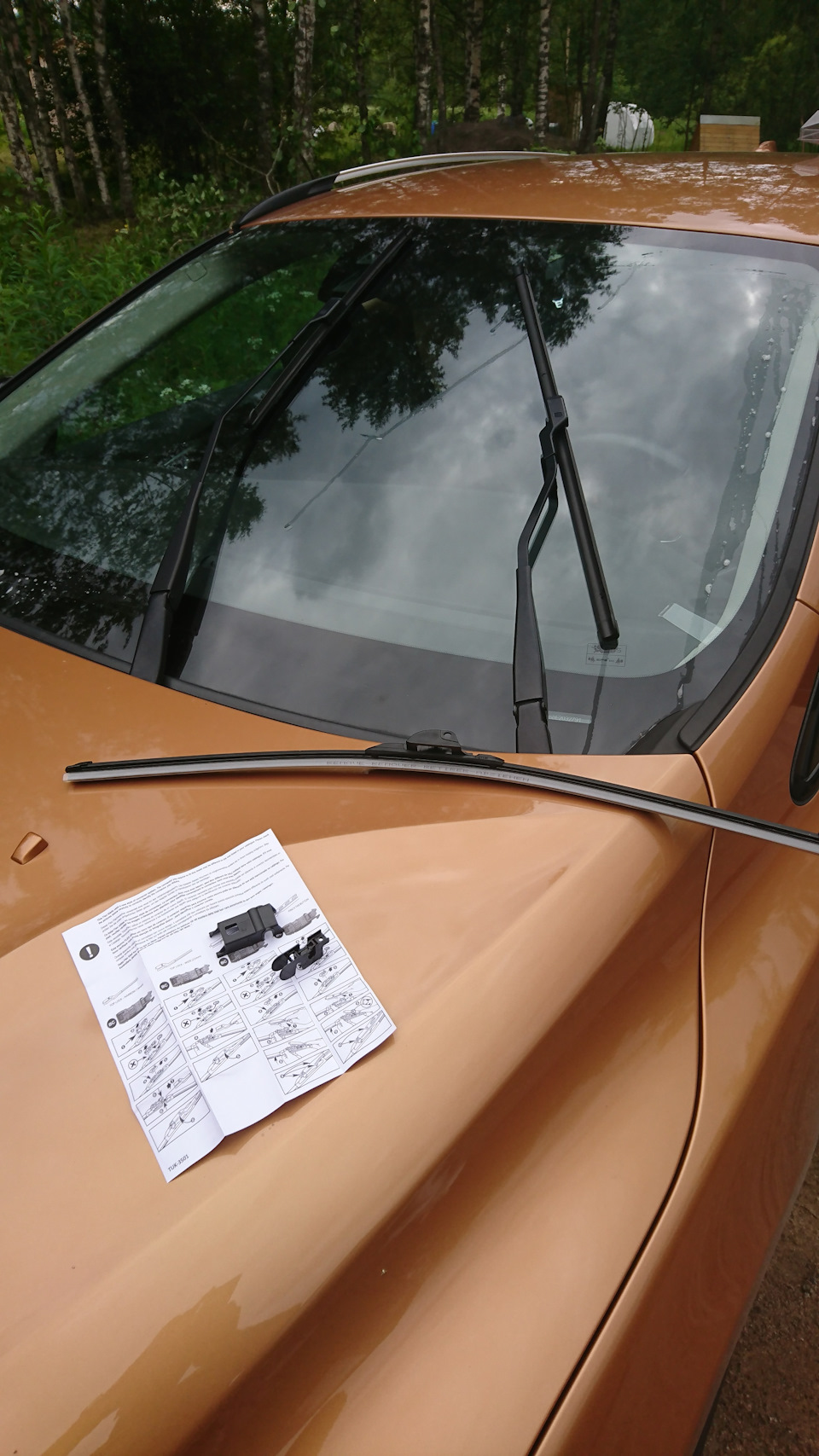 Новые дворники — Volvo V40 Cross Country, 1,6 л, 2013 года | аксессуары ...