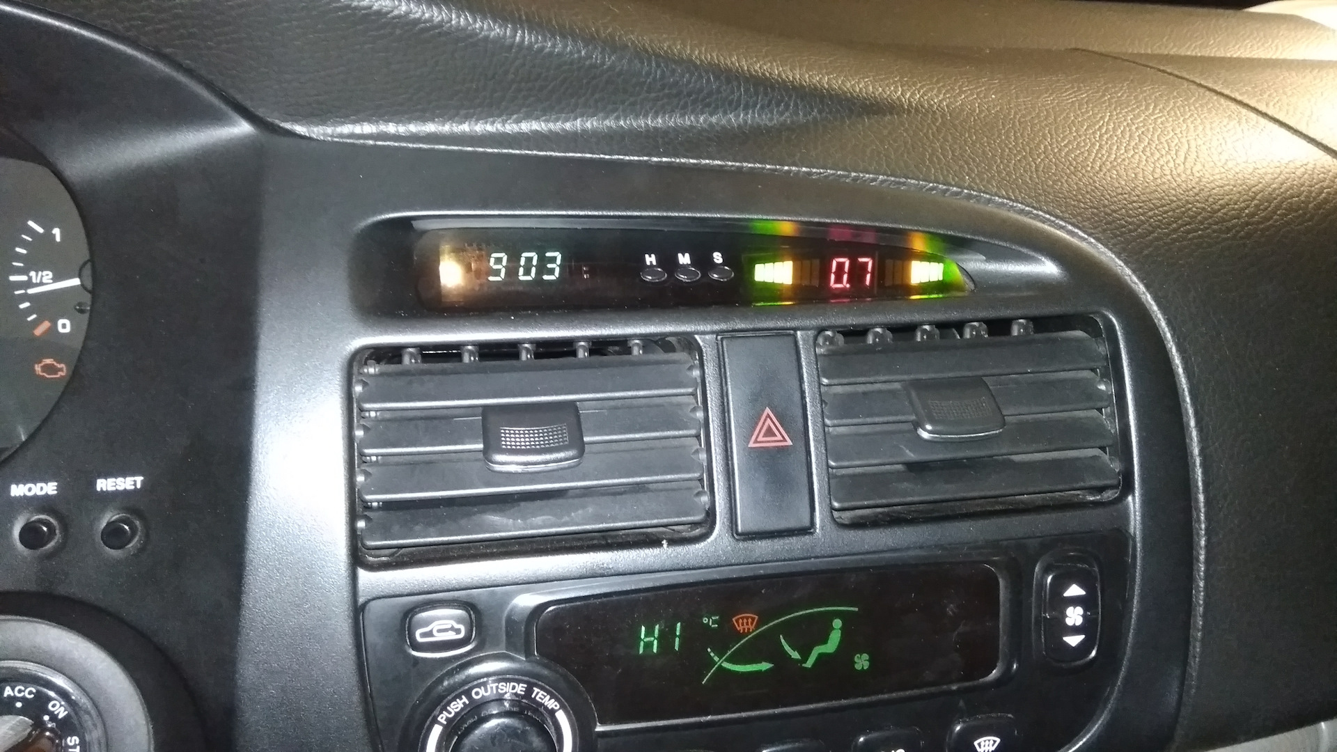 Парктроник — Chevrolet Evanda, 2 л, 2005 года | стайлинг | DRIVE2