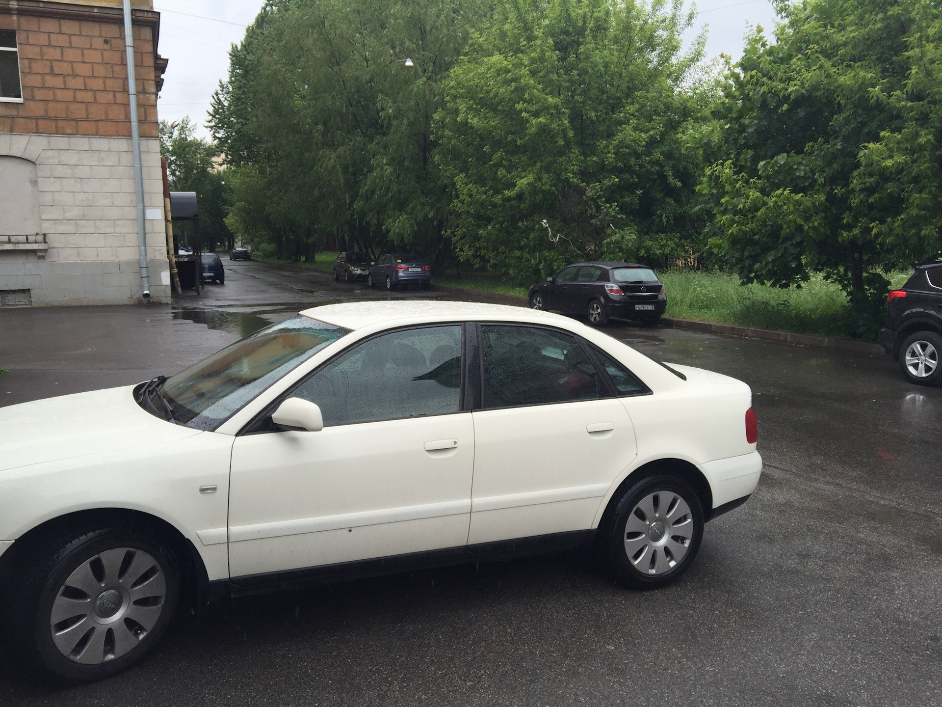 Поставил, вроде норм, мне нравится — Audi A4 (B5), 1,8 л, 1999 года ...