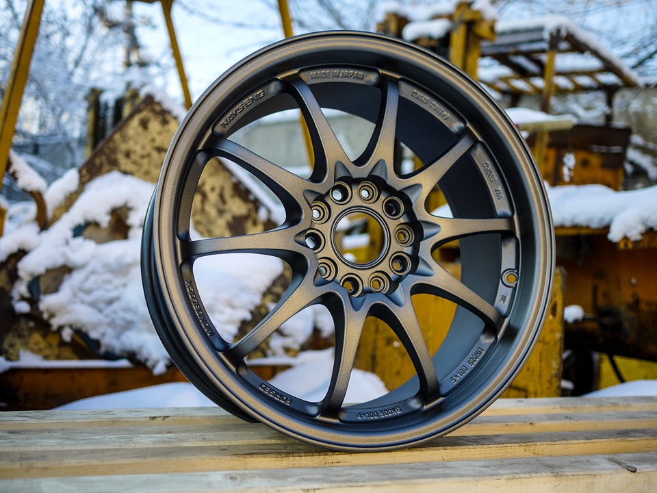 Спортивные монстры Rays CE 28 в фантастическом цвете Black Sparkle ...