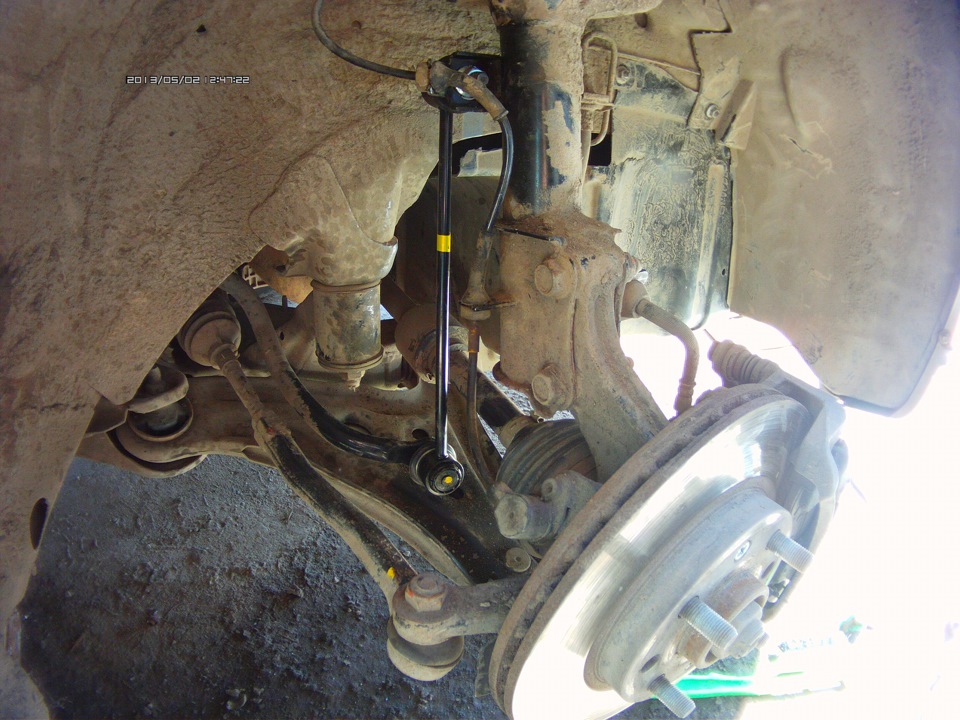 Замена стоек и втулок стабилизатора — Chevrolet Aveo Sedan (1G), 1,4 л ...