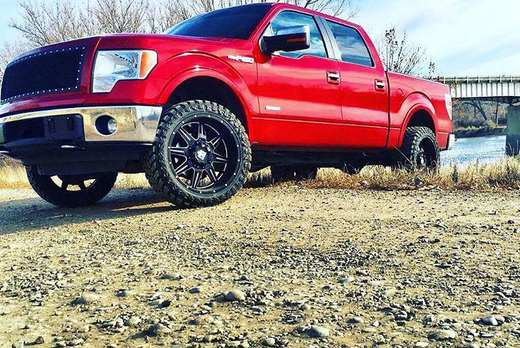 свеженькая модель Mayhem 8100 от американского производителя дисков TWG ...