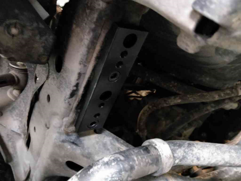 Проставки на передний стабилизатор. — Toyota Land Cruiser Prado 150 ...