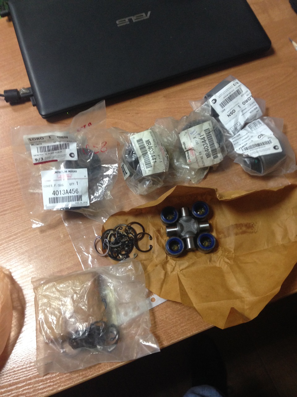 Небольшой ремонт. — Mitsubishi Outlander (1G), 2,4 л, 2006 года | визит ...