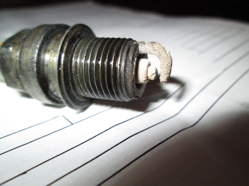 Замена свечей! — Mazda 323 V, 1,5 л, 1995 года | запчасти | DRIVE2