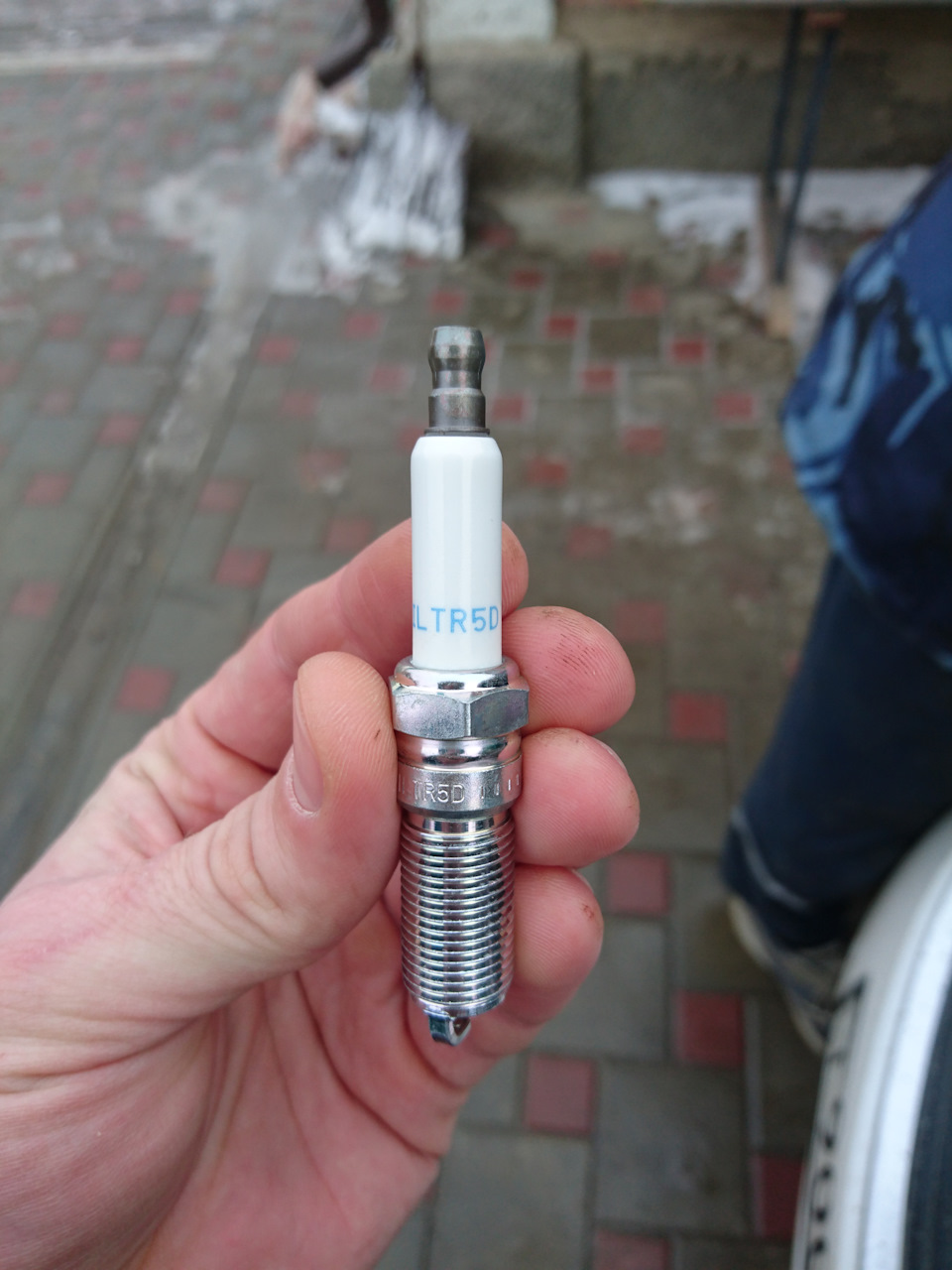 Замена свечей зажигания! — DRIVE2