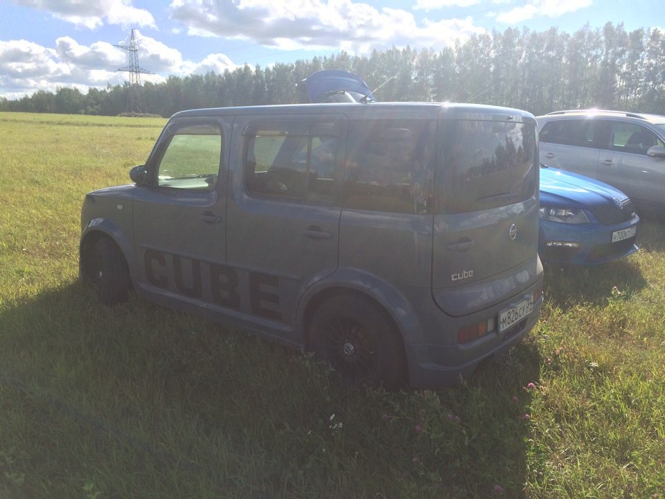 Tuning Open Fest 2015 — Nissan Cube II, 1,4 л, 2004 года | встреча | DRIVE2