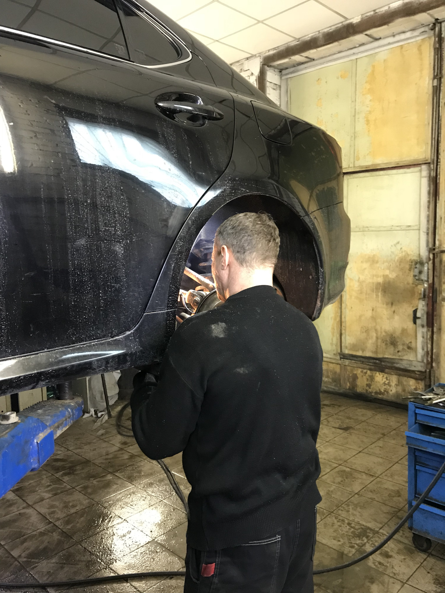 Замена развальных болтов ))) — Lexus IS II, 2,5 л, 2006 года | плановое ...