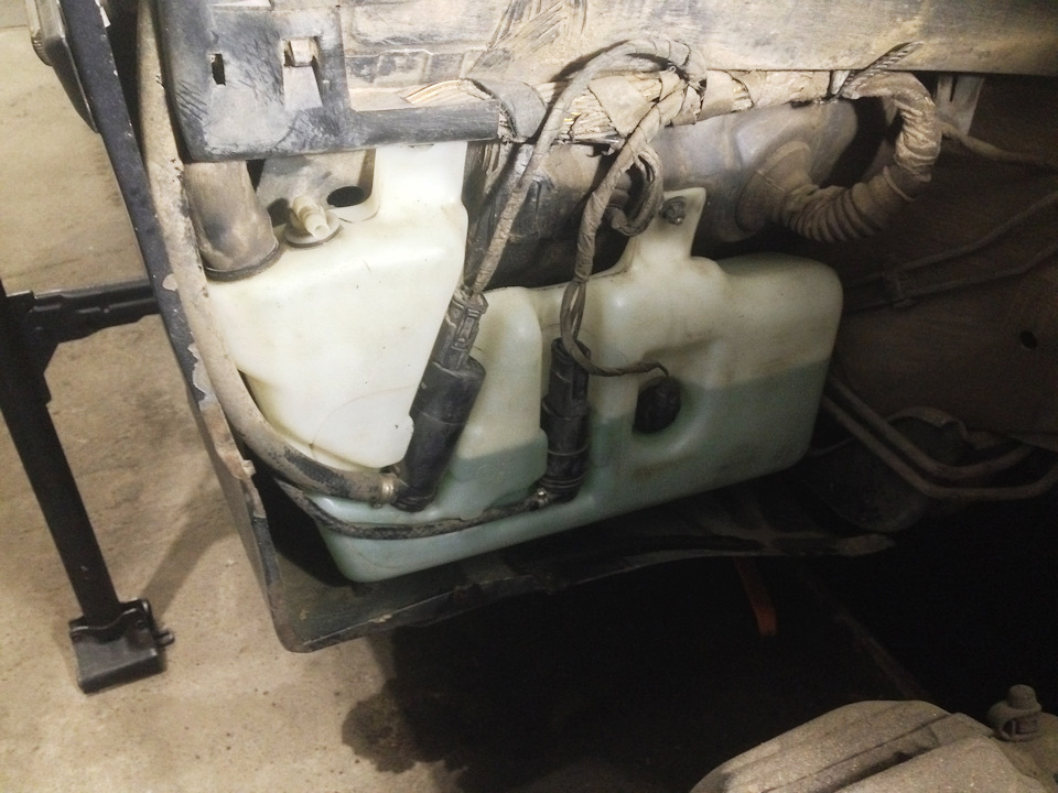 Датчик уровня жидкости в бачке омывателя (61318360459), Насос ...