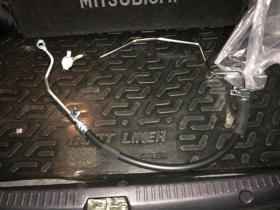 Замена шланга ГУР — Mitsubishi Lancer X, 2 л, 2008 года | визит на ...