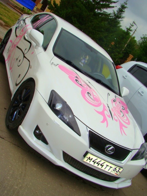 ТехноПарк 2014 — Lada Приора хэтчбек, 1,6 л, 2011 года | фотография ...