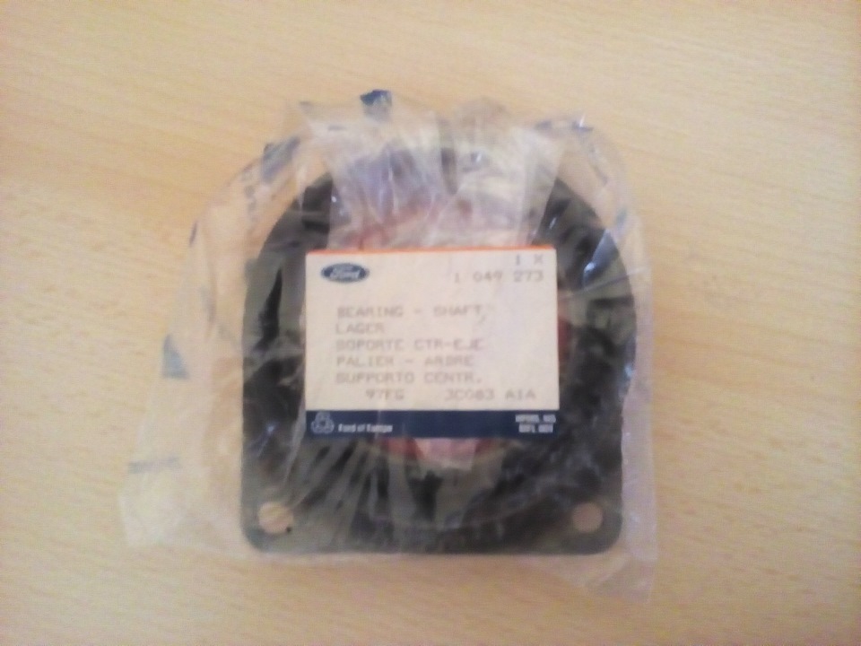 Подшипник подвесной полуоси — Ford Fiesta (Mk IV), 1,3 л, 1997 года ...