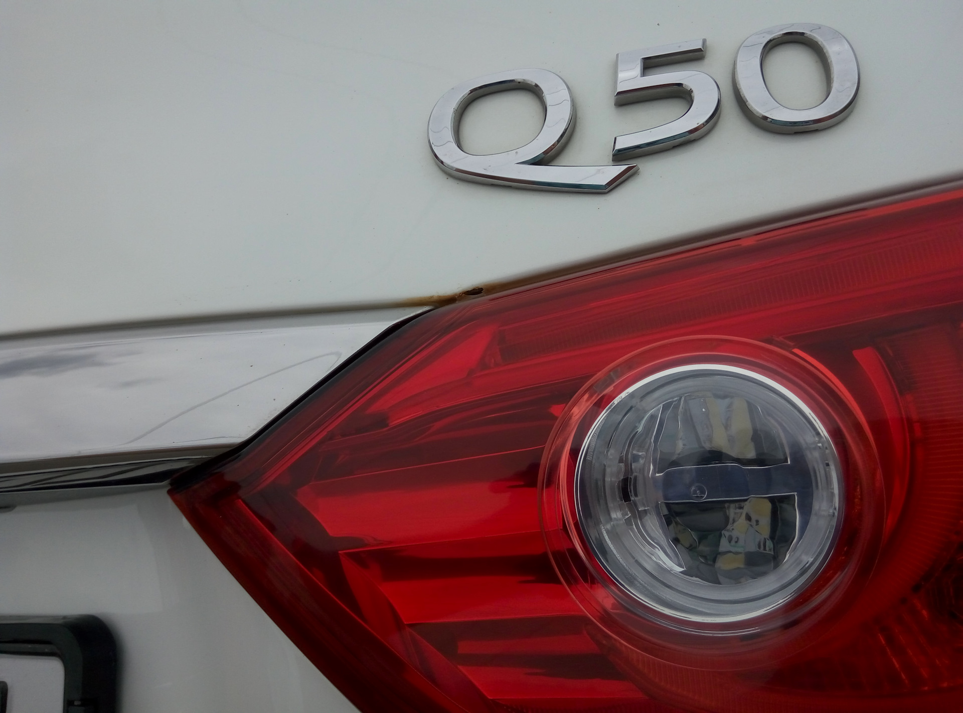 Крышка багажника — Infiniti q50, 2 л, 2014 года | кузовной ремонт | DRIVE2