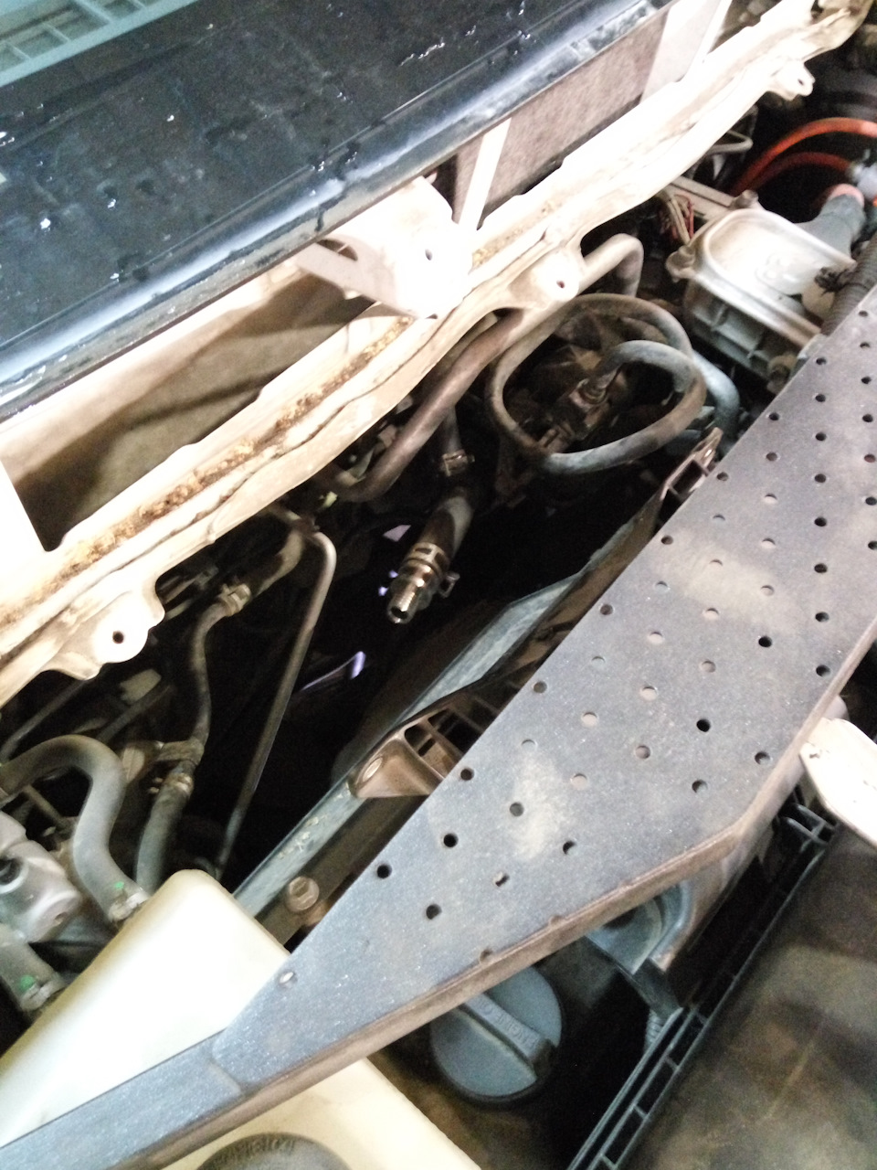 Теплообменник ч2 подключение — Toyota Prius (20), 1,5 л, 2006 года ...