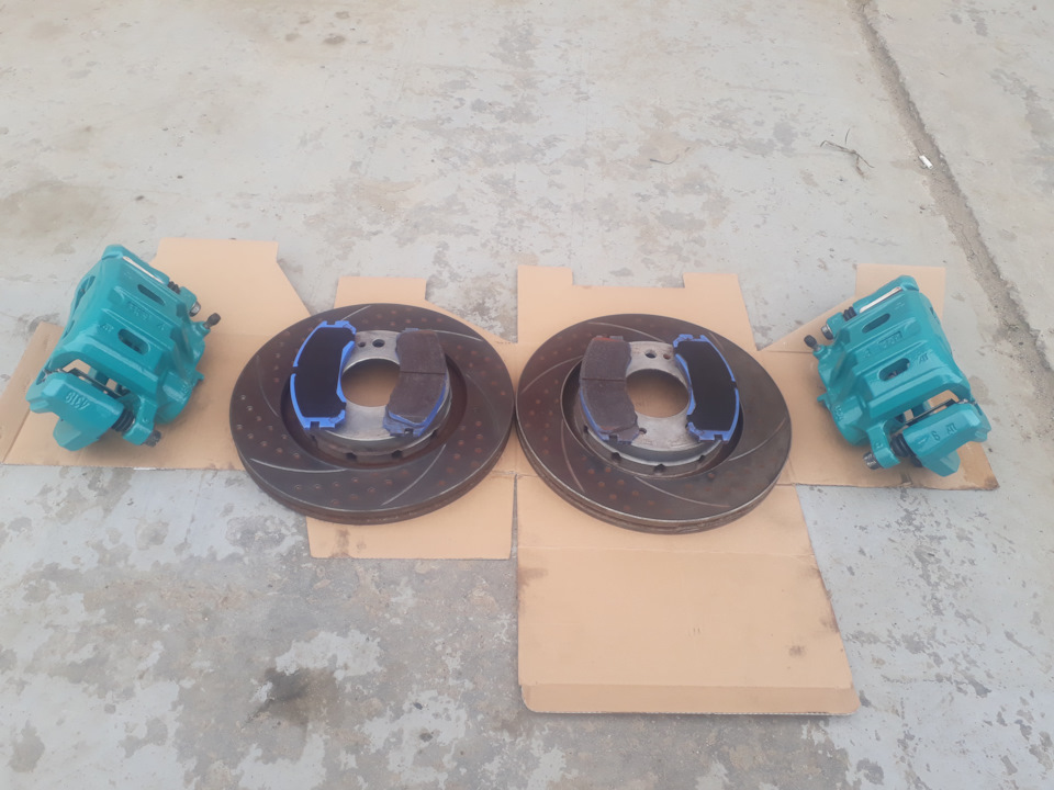 MR370776 Суппорт передний PSA 4007, C-Crosser правый Mitsubishi ...