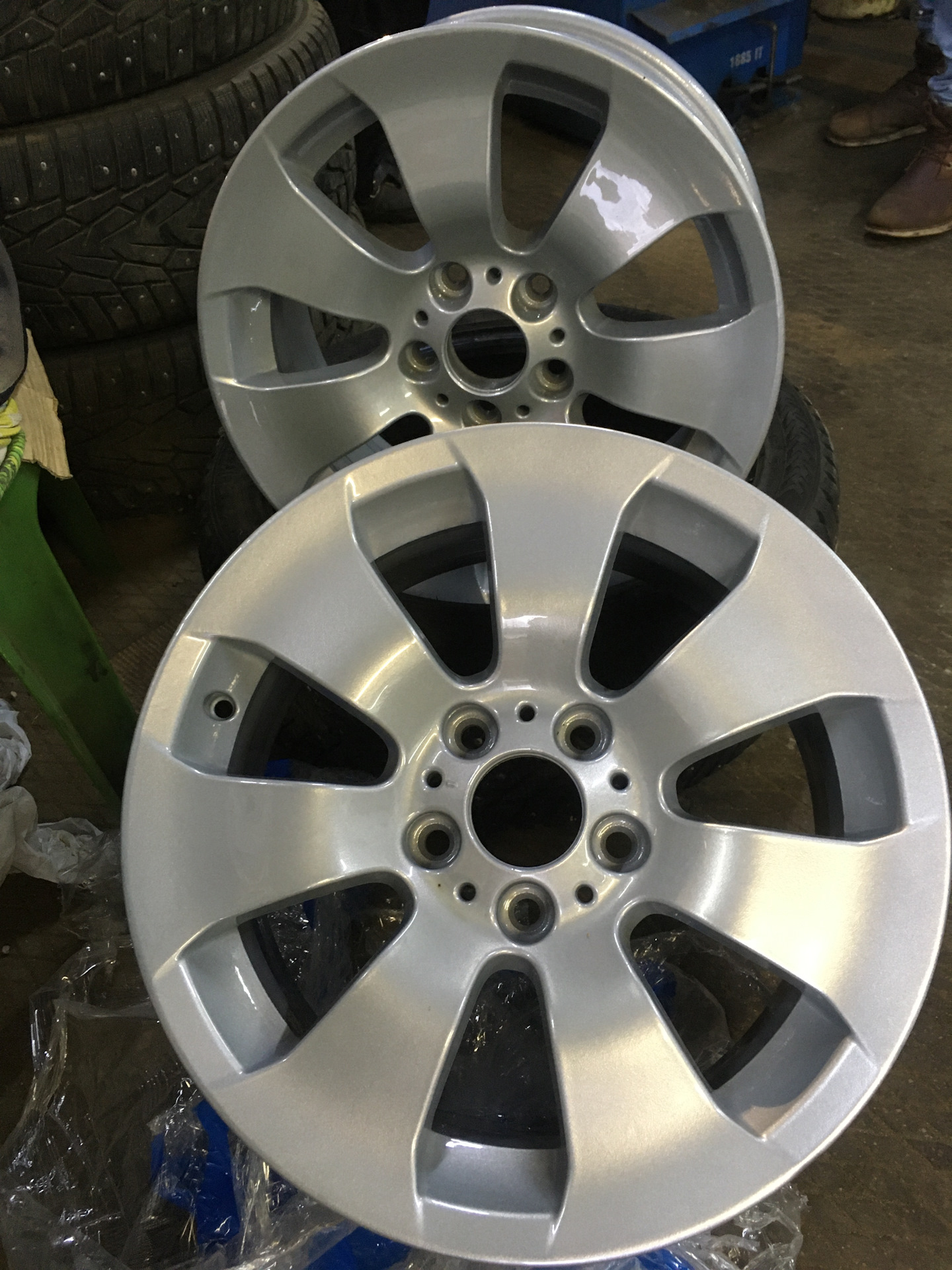 Ремонт оригинальных дисков стиль 158 — BMW 3 series (E90), 2,5 л, 2005 ...