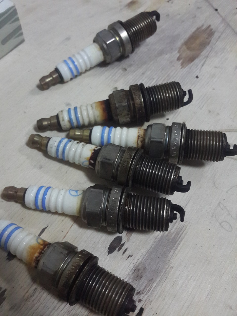 #13 Замена свечей и наконечников свечей. — Mercedes-Benz G-Class (W463 ...