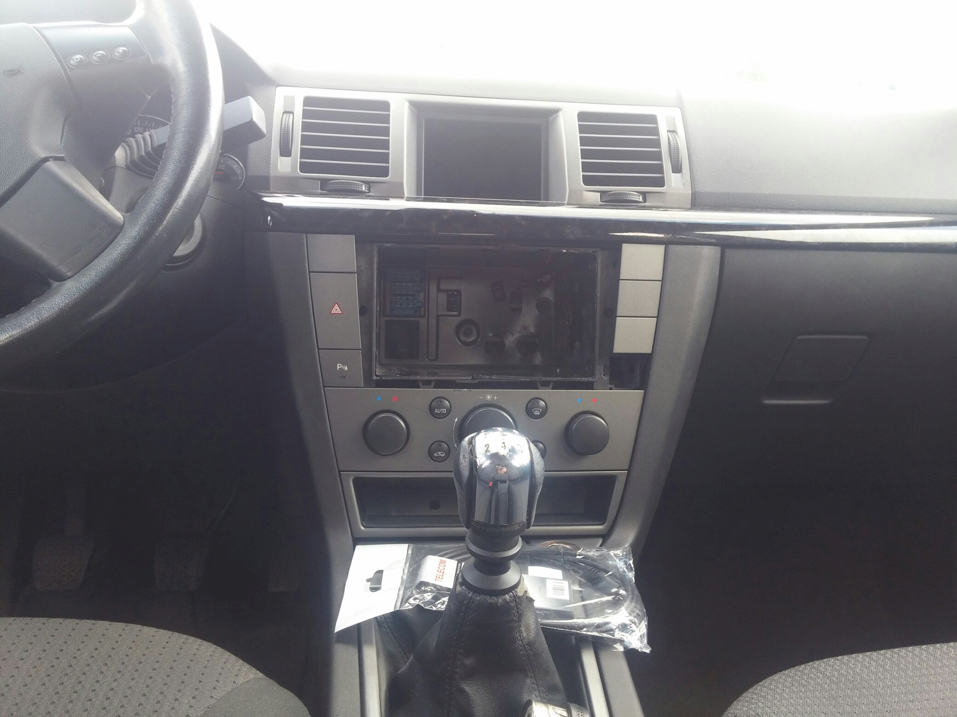 Музыка. AUX — Opel Signum, 1,9 л, 2003 года | автозвук | DRIVE2