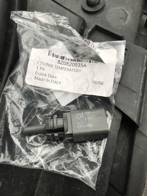 8Z0820535A Датчик наружной температуры VAG | Запчасти на DRIVE2