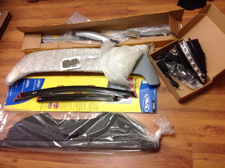 Подарочные аСЕКСуары — Ford Kuga (2G), 1,6 л, 2013 года | аксессуары ...