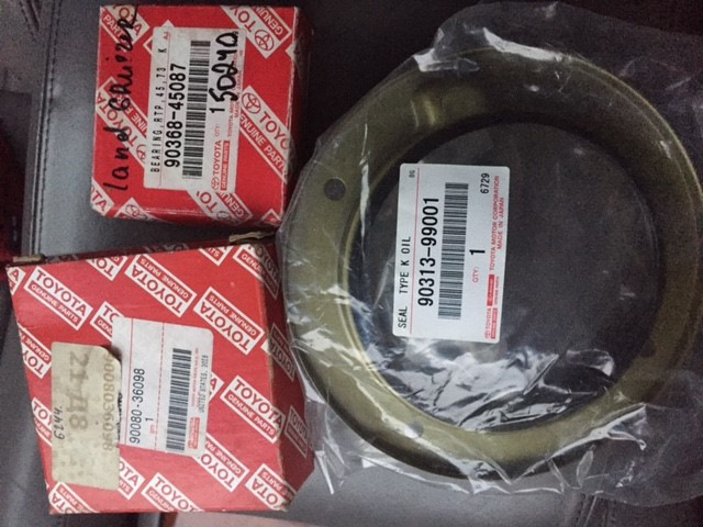 Замена переднего подшипника ступицы — Toyota Land Cruiser 100, 4,7 л ...