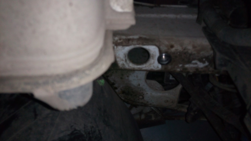 Установка оригинальной композитной защиты картера — SEAT Cordoba (Mk II ...