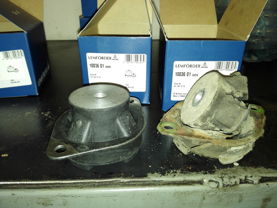 Подушки МКПП и заднего редуктора L и R — Audi 90 (B2), 2,2 л, 1985 года ...