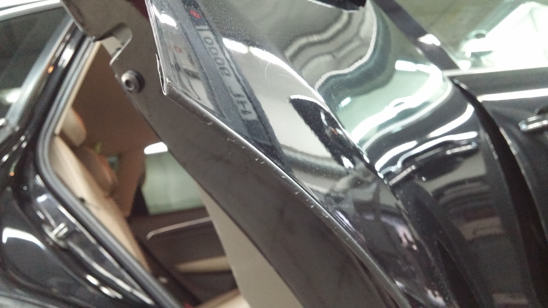 Защищаем кромки арок и задних дверей — Audi Q5 (1G), 2 л, 2010 года ...