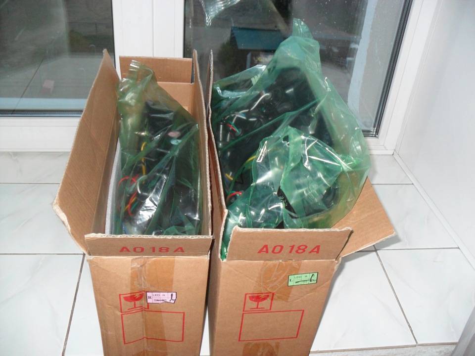 Smoked Red LED Tail Lights Chaser JZX-100 — Toyota Chaser (100), 2,5 л ...