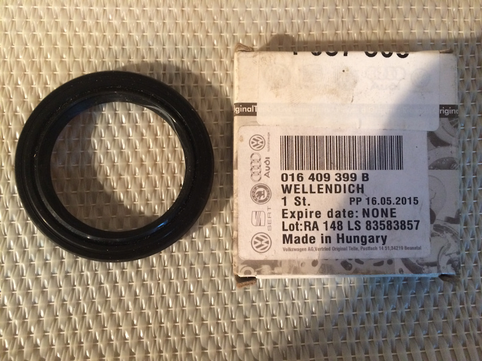 016409399B Уплотнительное кольцо вала VAG | Запчасти на DRIVE2