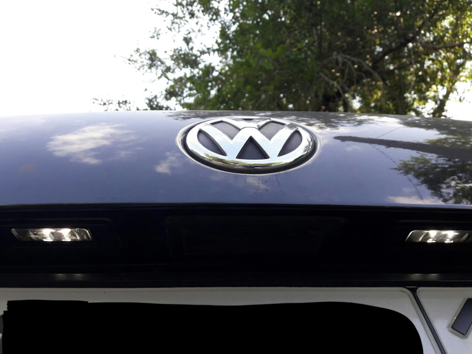 Светодиодная подсветка номерного знака — Volkswagen Jetta VI, 1,6 л ...