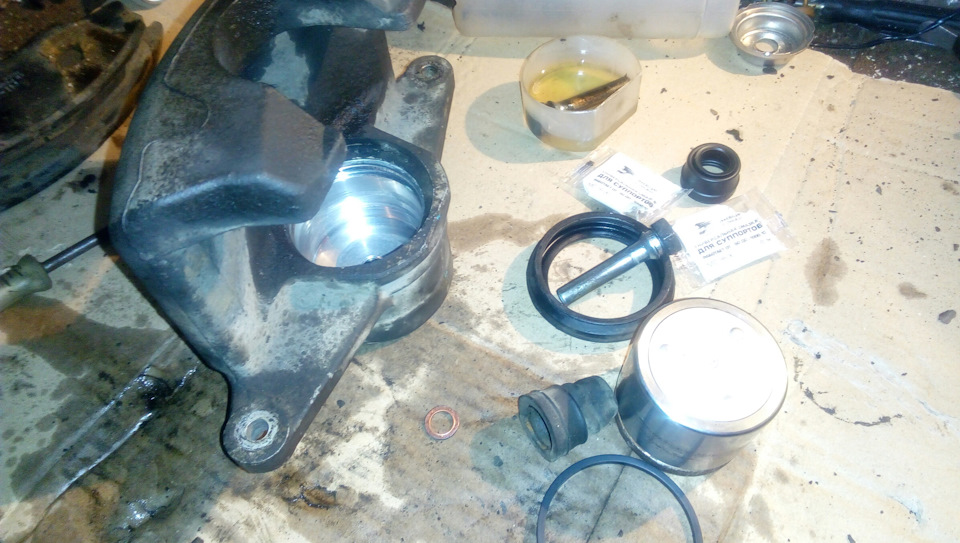 Тормоза — KIA Cerato (1G), 1,6 л, 2004 года | плановое ТО | DRIVE2