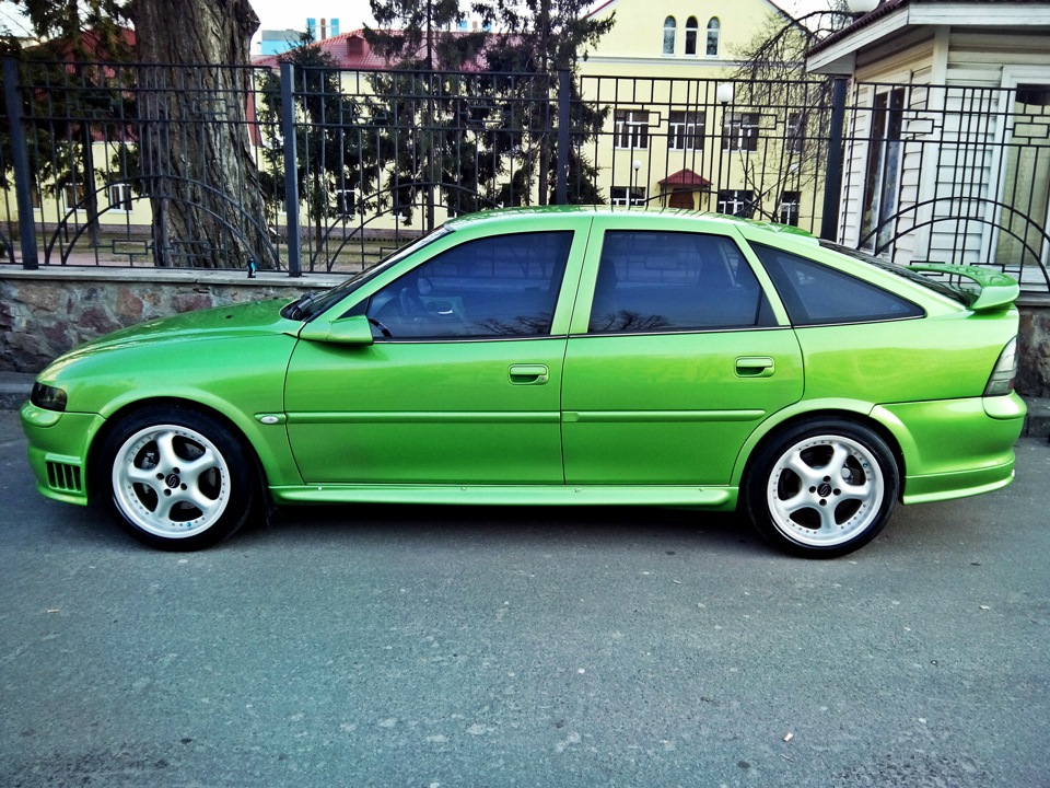 Подарок любимой на 8 марта R17.J8.E35 / 205.50.17! — Opel Vectra B ...