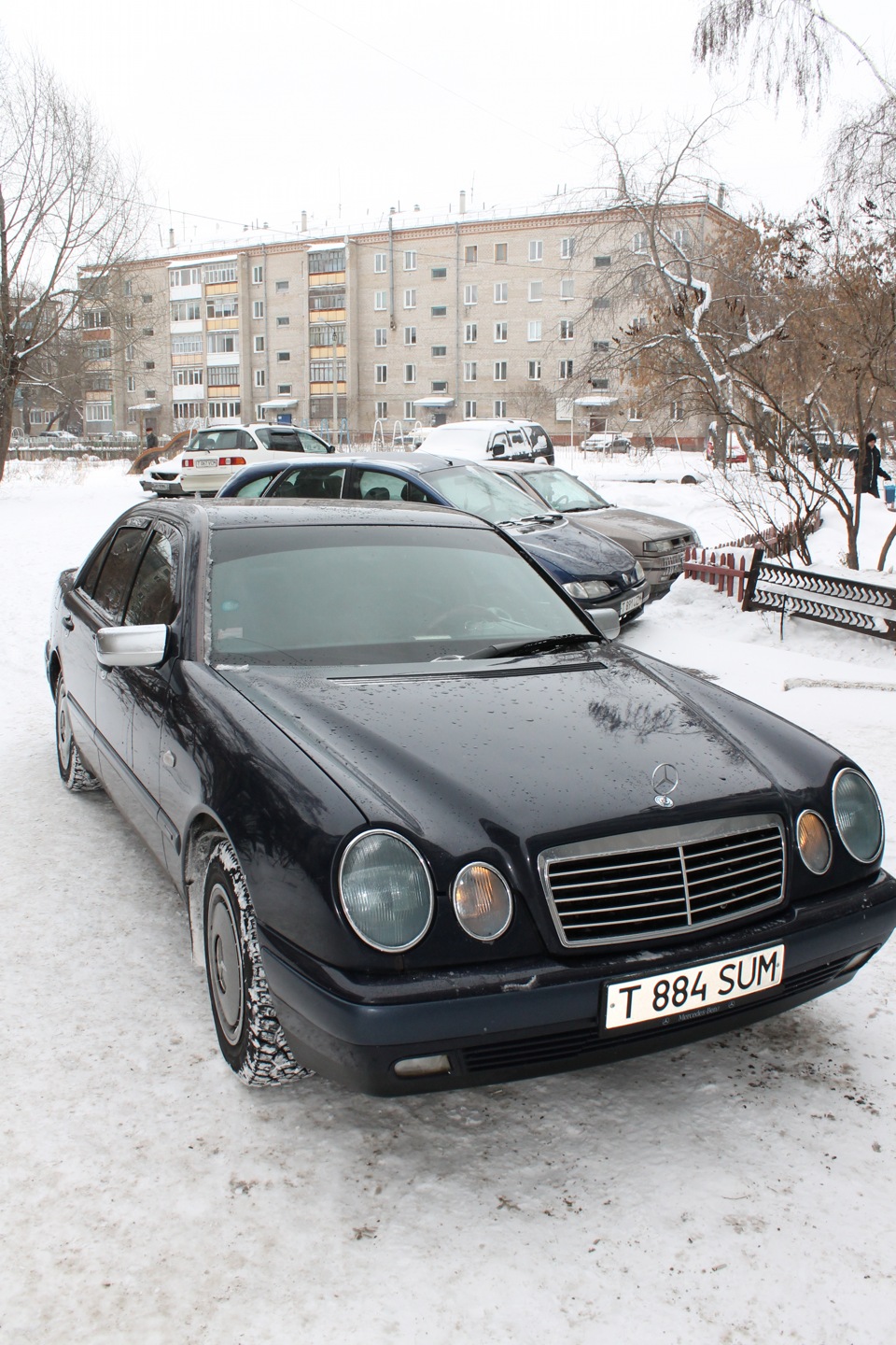 Фото сет — Mercedes-Benz E-Class (W210), 2 л, 1995 года | фотография ...